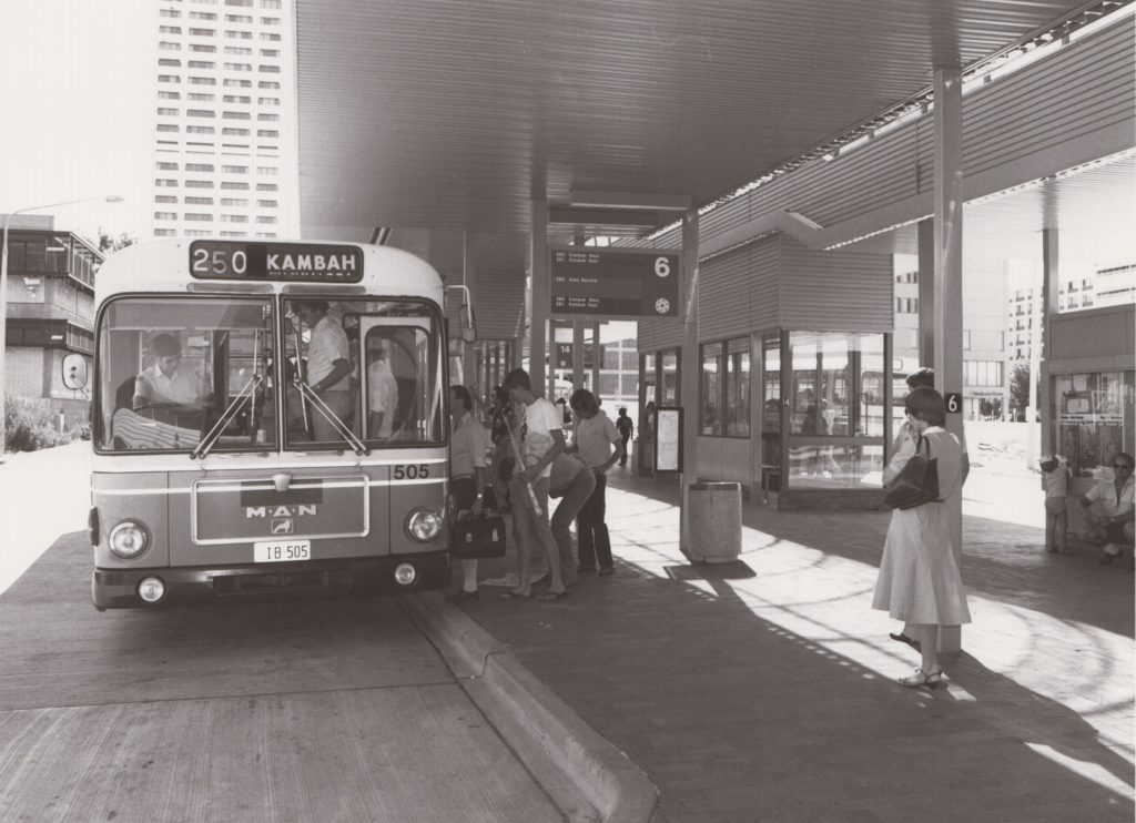 Servicing Kambah – ACT Bus